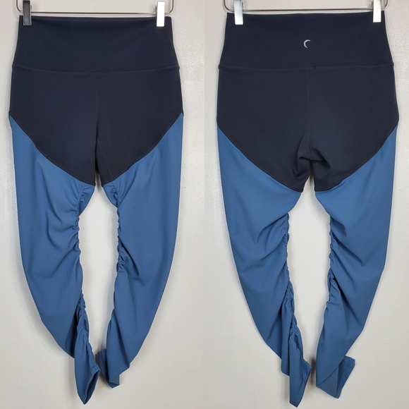 ZYIA | Pants & Jumpsuits | Zyia Size 68 Storm Parallel Luxe High Rise Full Length Leggings Gray ...